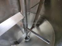 China Vertical Pneumatic Olive Oil Filling Machine 4 Heads Semi-Auto Heating Mixing Filler for sale