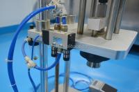 China Manual Pneumatic Perfume Crimping Machine 20mm Glass Bottle Capper Semi Automatic 0.4-0.6Mpa for sale