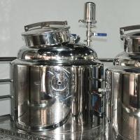 China Ailusi Vacuum Emulsifying Mixer Body Cream Lotion Making Machine for sale