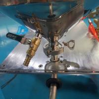 China Pneumatic Nail Polish Filling Machine 30PCS/Min 1-20ml Filling Range for Cosmetic Mascara Foundation for sale