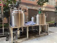 China SUS304 Cosmetic Vacuum Emulsifying Machine Cream Oil Mixing Machine for sale