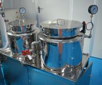 China 50L Sun Cream Cosmetic Making Machine Vacuum Homogenizer Emulsifying Mixer for sale