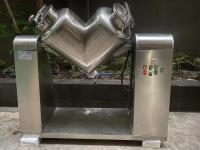 China Industrial V Type Dry Powder Cone Mixer Stainless Steel Blender 5-5000L Capacity for sale