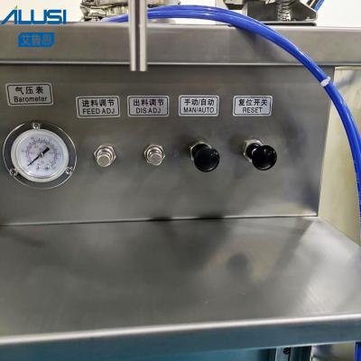 China Semi-Automatic Pneumatic Liquid Filling Machine 250ml Vertical Small Scale 2KW for sale