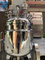 China 200L Hydraulic Lifting Vacuum Emulsifying Mixer Machine Lotion Mixing Homogenous Emulsifier for sale