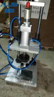 China Pneumatic Perfume Bottle Collar Pressing Machine 0.6-0.8MPa 16kg Tabletop Capper for sale