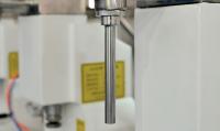 China 5~50ml Pneumatic Liquid Filling Machine Manual for Lip Gloss SS304 for sale