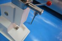 China 5-50ml SS304 Manual Filling Machine Liquid Bottle Filler for sale