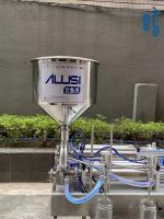 China Horizontal Piston Liquid Filling Machine Stainless Steel with Two Nozzles for sale
