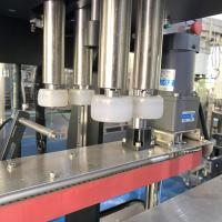 China Automatic Pneumatic Plastic Bottle Capping Machine 2000-3500 b/H AC380V for sale
