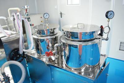 China Small Capacity Vacuum Emulsifying Mixer 50L Toothpaste Making Machine Homogenizer for sale
