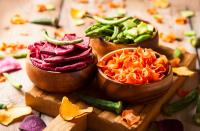 China RTE Dehydrated Vegetables Fruits Dried Carrot Flakes Additives For Instant Soups for sale
