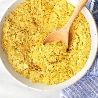 China Nutritional Yeast Flakes The Ultimate Food Additive for Enhanced Nutrition for sale
