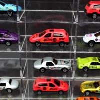 China Wholesale hanging transparent acrylic toy stand model car retail display stand Domeka Hot Wheel storage for sale