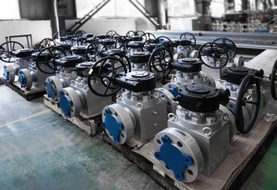 China Pneumatic Fire Safe Flanged Top Entry Ball Valve for sale