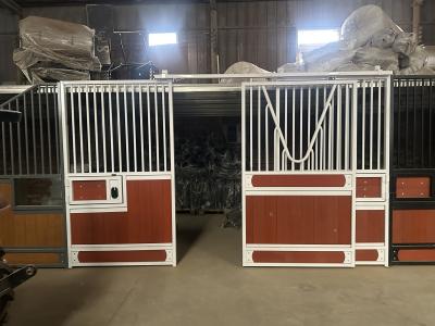 China Heavy Duty Livestock Stable With Strong Galvanized Steel Modular Horse Stalls for sale