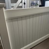 China 6ft*8ft PVC Privacy Fence UV Resistant Design Vinyl Front Yard Fence for sale