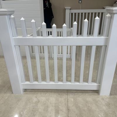 China Minimal Assembly PVC Picket Fence Easy Install Weather Resistant for sale