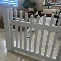 China Attractive Decorative Ideal White Picket Pvc Fence Durable Insect Resistance for sale