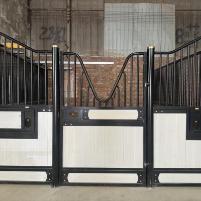 China Movable Horse Stable with Customized Color for sale
