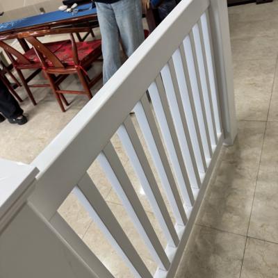 China 4*8ft Durability Sturdy Vinyl Pool Fencing Tool Customizable Color for sale