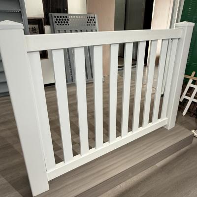 China Durability Vinyl Pool Fencing Versatile Styles 8*4ft Cost Effective for sale