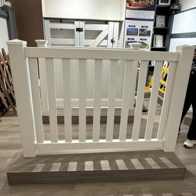 China 1.2m High Long Lifespan White Pvc Pool Fence Easy To Clean Corrosion Resistant for sale