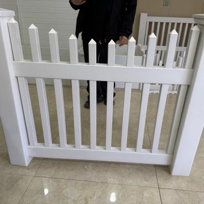 China Smooth Burr Free White PVC Picket Yard Divider Fence for sale