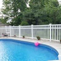 China Modern Style pvc garden fence Custom Size Garden Decoration Fence for sale
