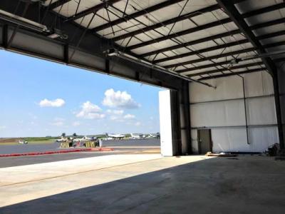 China Portal Frame Steel Structure Hangar Light Steel Structure Q355 Aircraft Hangar Buildings for sale