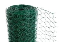 China 6 Ft X 100 Ft Poultry Netting Pvc Coated Hexagonal Wire Mesh 20 Gauge Double Twisted for sale