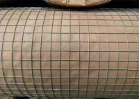 China 3 X 100 Foot Roll Of Chicken Wire 1/2In Metal Mesh Fencing Rolls Anti Oxidation for sale