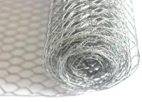 China 25mm Mesh Chicken Wire Fencing Rolls Poultry Hexagonal Galvanised Chicken Wire Fencing for sale
