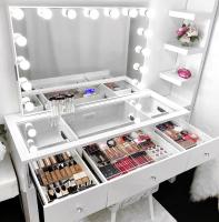 China Customized Hollywood Dressing Table Mirrored Desk For Bedroom for sale