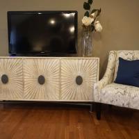 China ODM Cream Sideboard And TV Unit Stand Buffet 65 Inch for sale