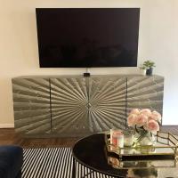 China Mirrored Metal Sideboard Cabinet TV Stand Buffet Storage Unit OEM for sale