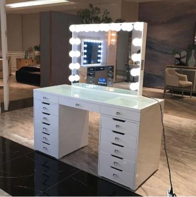 China Vanity Makeup Mirror With Lights Cosmetic Mirror With 15 Dimmable LED Bulbs for sale