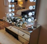 China Frameless Makeup Mirror with 15 Dimmable LED Lights and Stainless Steel Frame in 91*76CM Size for sale