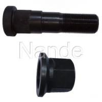 China Carbon Steel M22x1.5 Wheel Bolt Grade 8.8 for Automotive Machinery for sale