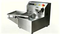 China 15L Capacity Chocolate Melting Machine with Digital Temperature Control in 304 Stainless Steel for sale