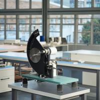 China ASTM D295 ISO 9290 Manual Tear Strength Tester BS 4253 DIN 53862 Textile Tear Resistance Strength Test Device Textile Te for sale
