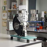 China ASTM D295 ISO 9290 Manual Tear Strength Tester BS 4253 DIN 53862 Textile Tear Resistance Strength Test Device Textile Te for sale