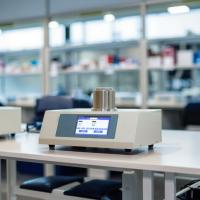 China Automatic Differential Scanning Calorimeter High Resolution DSC Lab Calorimeter Differential Scanning Calorimeter for sale