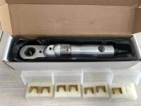 China Pneumatic Cap Tip Dresser KM1-6-8R KM1-6-6.5R Cutter Blades and Holder for Resistance Welding Electrodes 10-18mm for sale