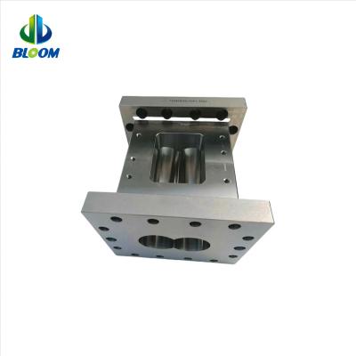 China Anti Corrosion Twin Screw Barrel for Extrusion PEEK PVDF 5-20mm Alloy Liner for sale