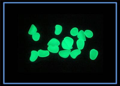 China Glow in the Dark Pebble Stones 1-3cm Natural Luminous Garden Decorative Gravel for sale