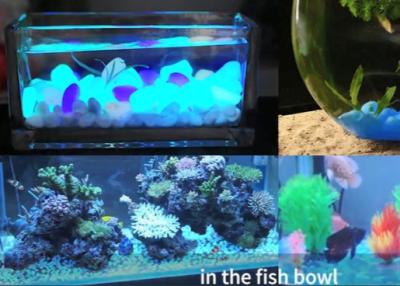 China Non Radioactive Blue Green Resin Fluorescent Pebbles 8-10 Hour Glow Home Decoration for sale
