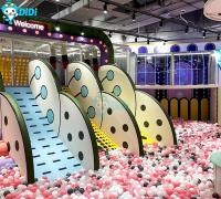 China Safe Custom Indoor Playground Comfortable Ball Pit Play Center For Childrens for sale