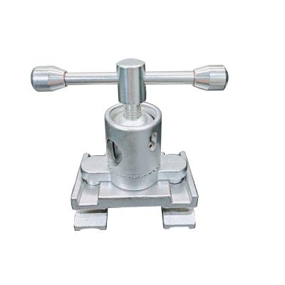 China 32x8mm Clark Socket Table Clamp for Mounting Leg Holder - 304 Stainless Steel Medical Equipment Accessory with 360° Adjustment for sale