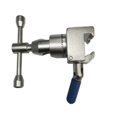 China Side Rail Surgical Table Clamp 16-19mm Radial Setting with 304 Stainless Steel Construction and 1kg Weight for sale